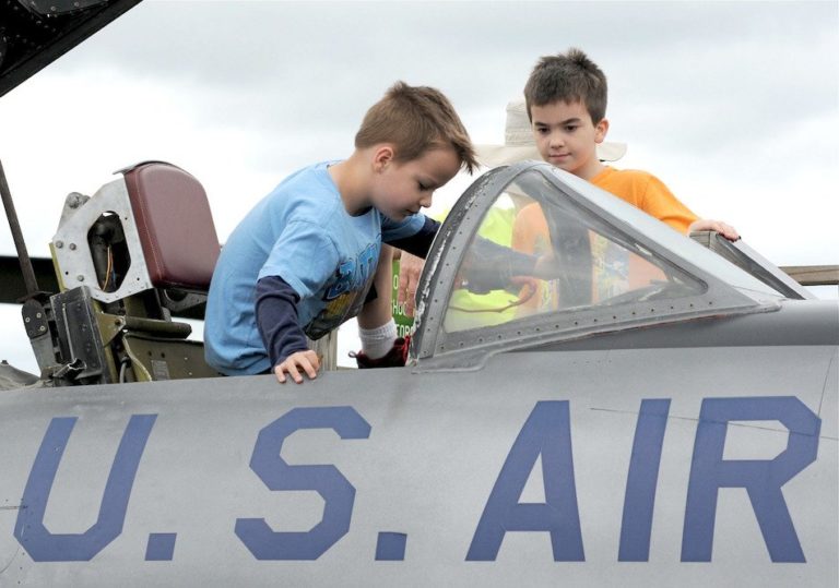 Clow International Airport | Public Aviation